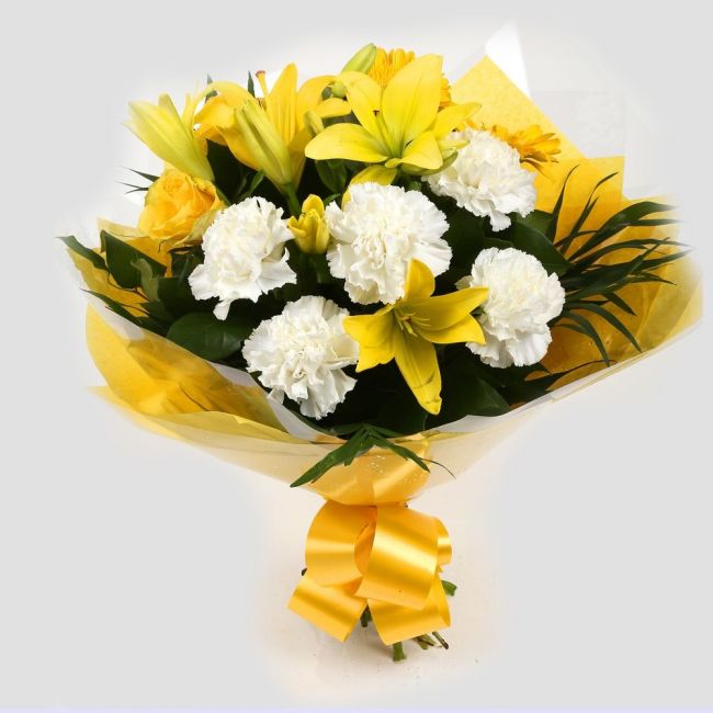 Golden Sunshine Bouquet – Delightful Flora